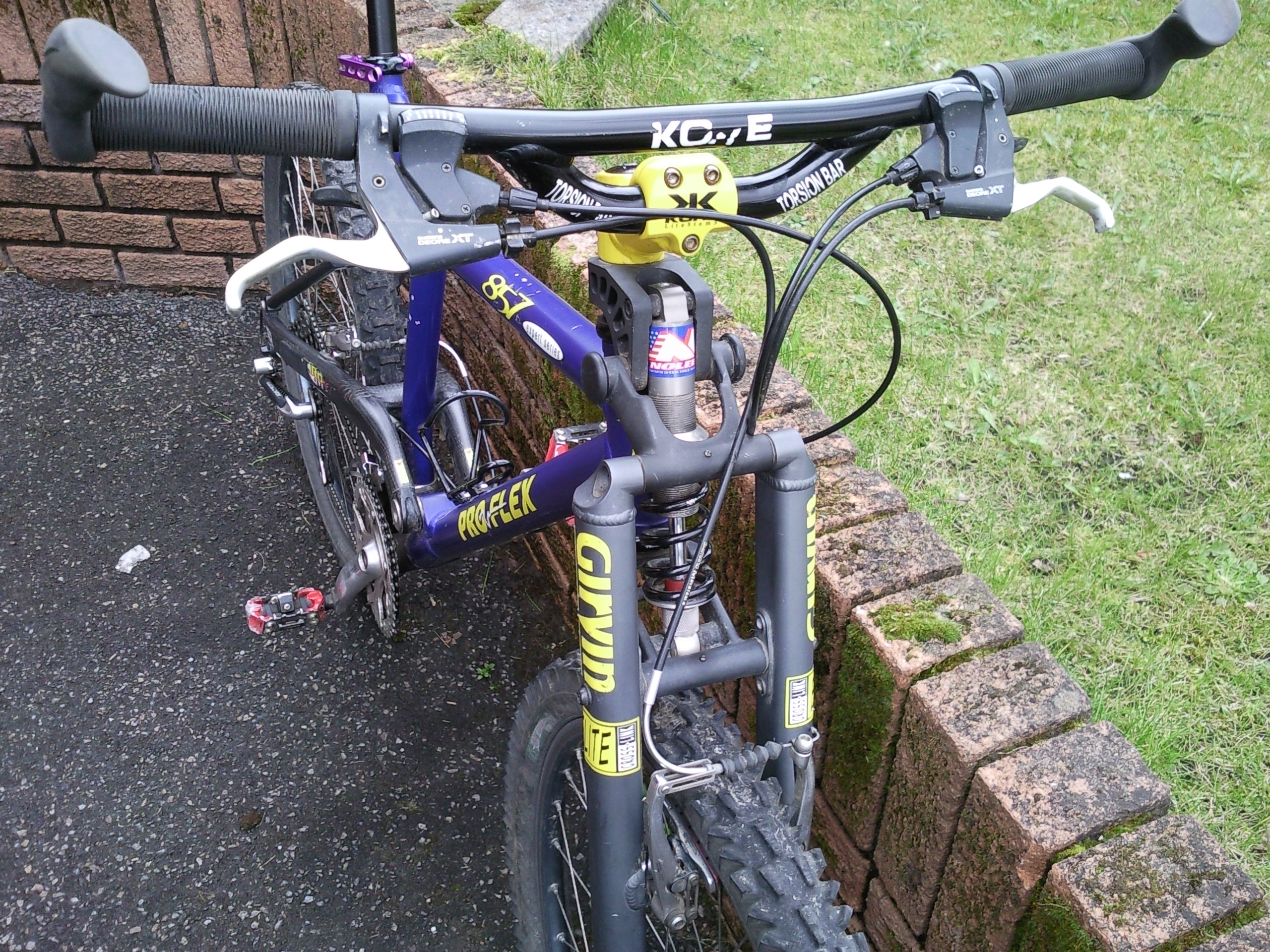 Proflex 857 Expert Series – rideAFAN